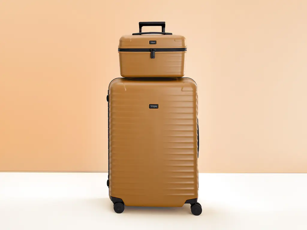 TITAN online store for high-quality suitcases and luggage